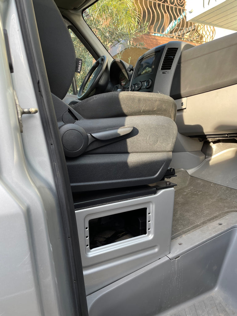 Mercedes Sprinter 2019+ 2232 Switch System – Team Tech Offroad